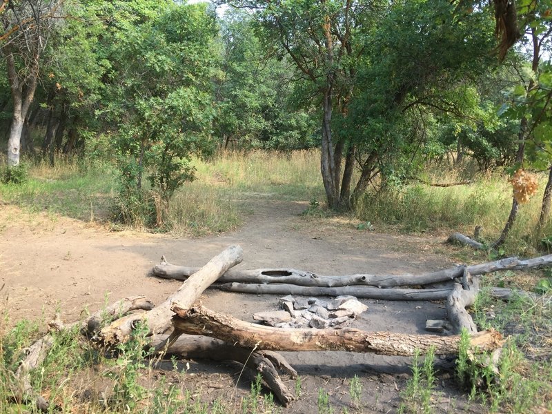 Imagine yourself roasting s'mores here at the camp in Pretty Valley ...
