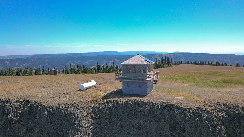 Table Rock lookout - photo via drone facing east