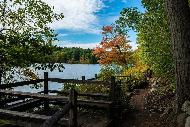 Lake Waban Trail Hiking Trail, Wellesley, Massachusetts