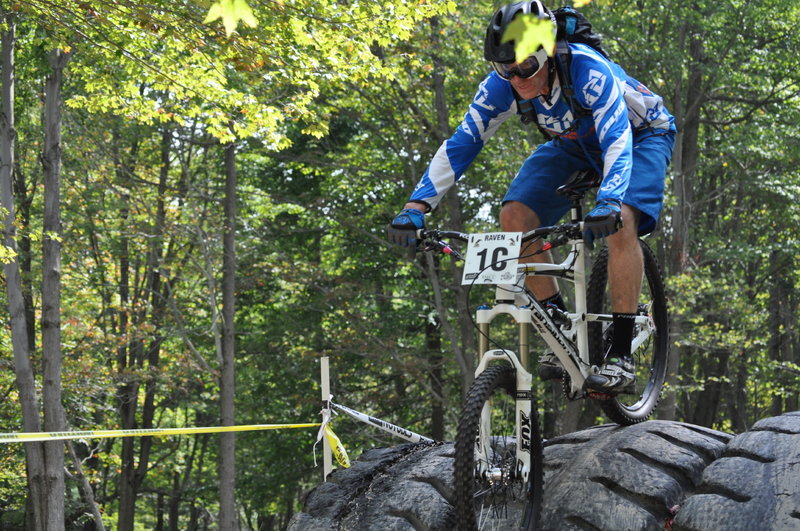 2013 The Raven MTB Enduro Tire Obstacle