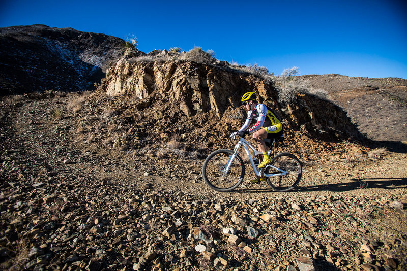 Evan Plews climbing Mundy's Gap on his way to winning the 2013 Puzzler ...