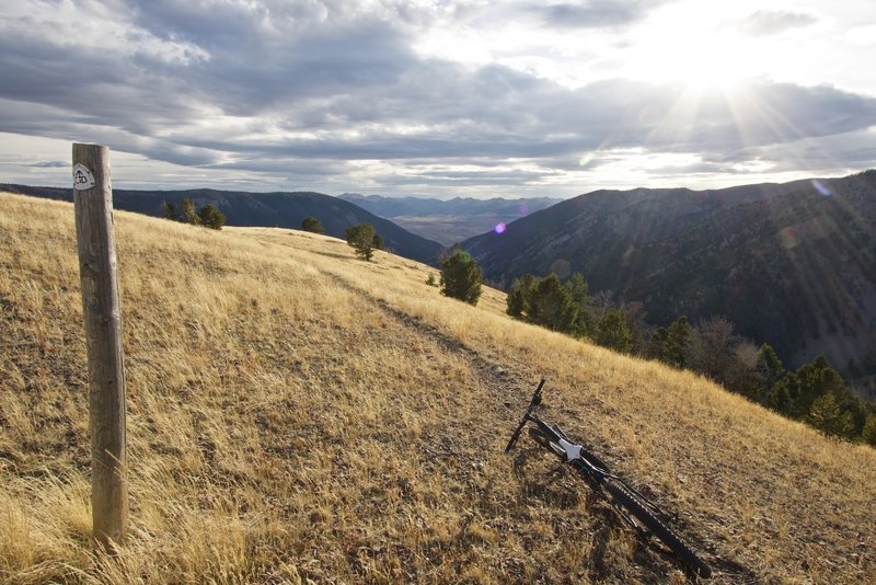 CDT: Bannock Pass to Grizzly Hill (MT Sec. 8) Mountain Bike Trail ...