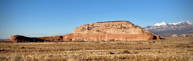 Rockland Ranch polygamist/fundamentalist colony, where houses are ...